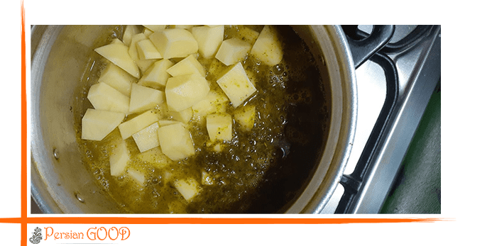 Eshkeneh | Persian Onion Soup recipe - PersianGood