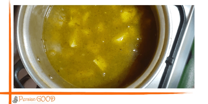 Eshkeneh | Persian Onion Soup recipe - PersianGood