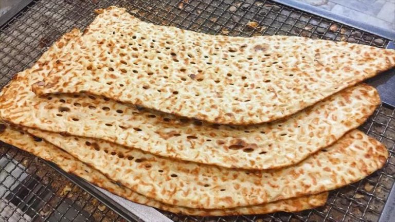 8 Awesome Types of Persian Bread recipe - PersianGood